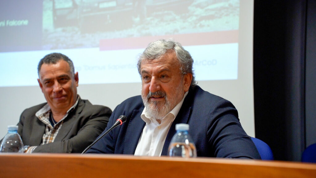 Emiliano alla presentazione del libro di Angelo Corbo "La strage di ...